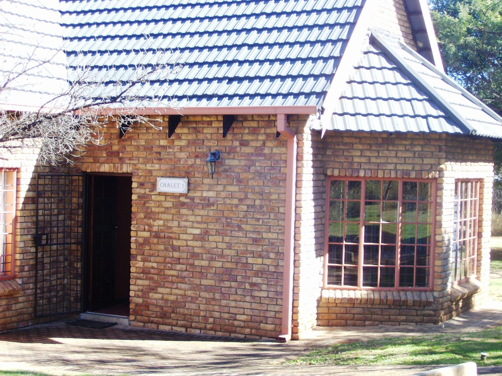 Thatchhaven Lodge – Thatchhaven Lodge